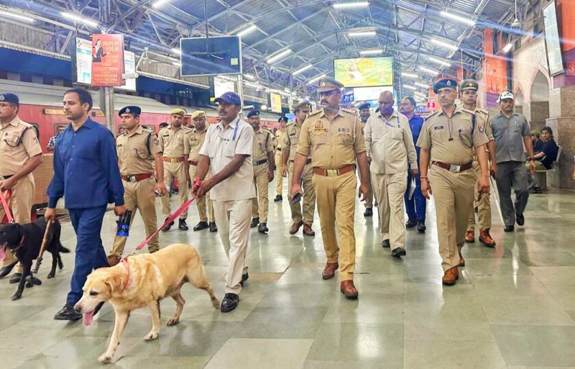 Lucknow Police tightens vigil as I - Day nears - The Lucknow Tribune