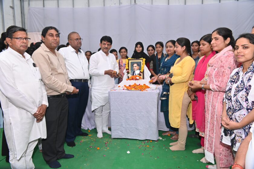 Kapil Dev Agarwal pays tribute to Ratan Tata - The Lucknow Tribune